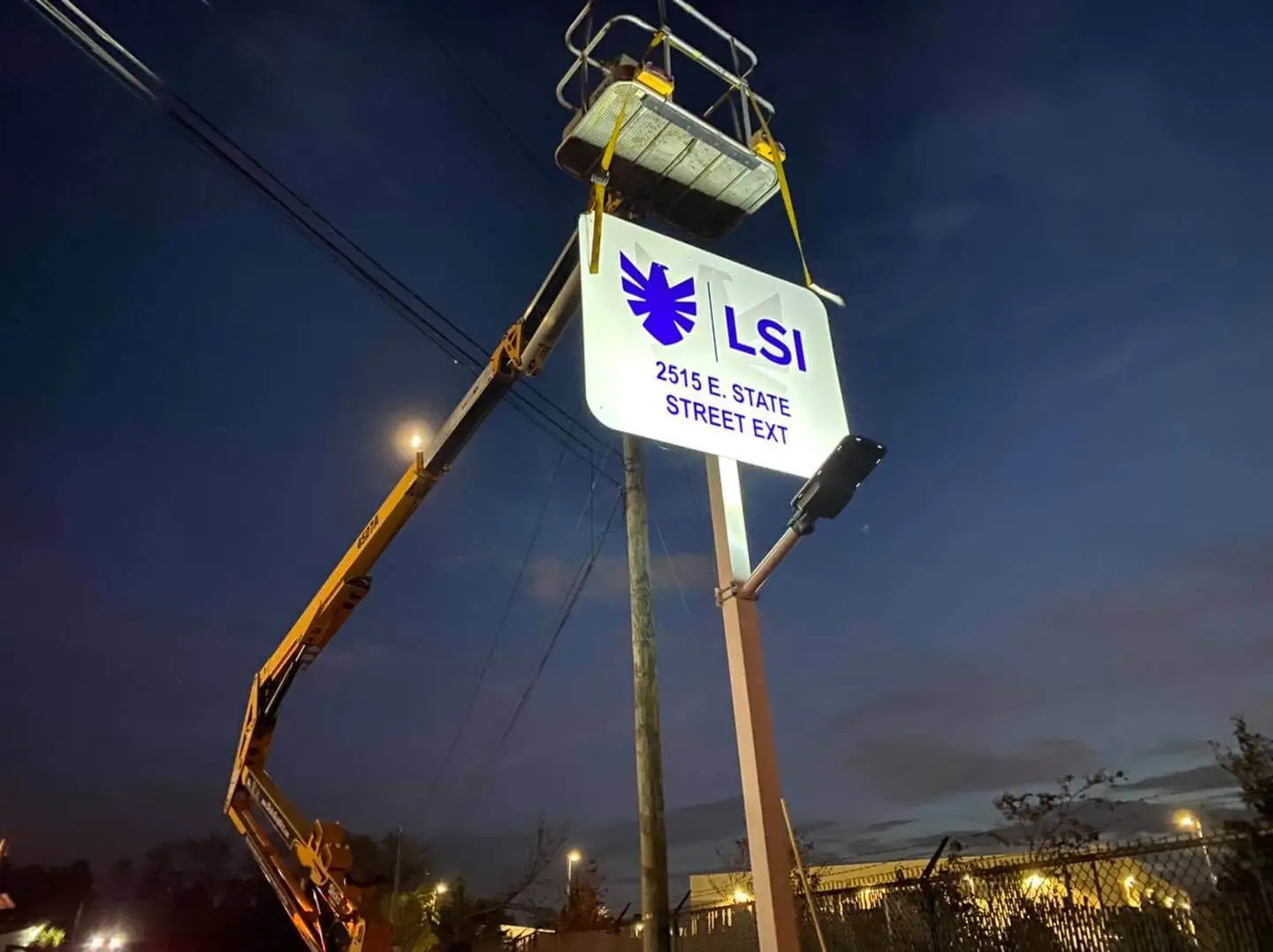 Pylon Sign | Pylon Signs | Design | Fabrication | Installation | Repair