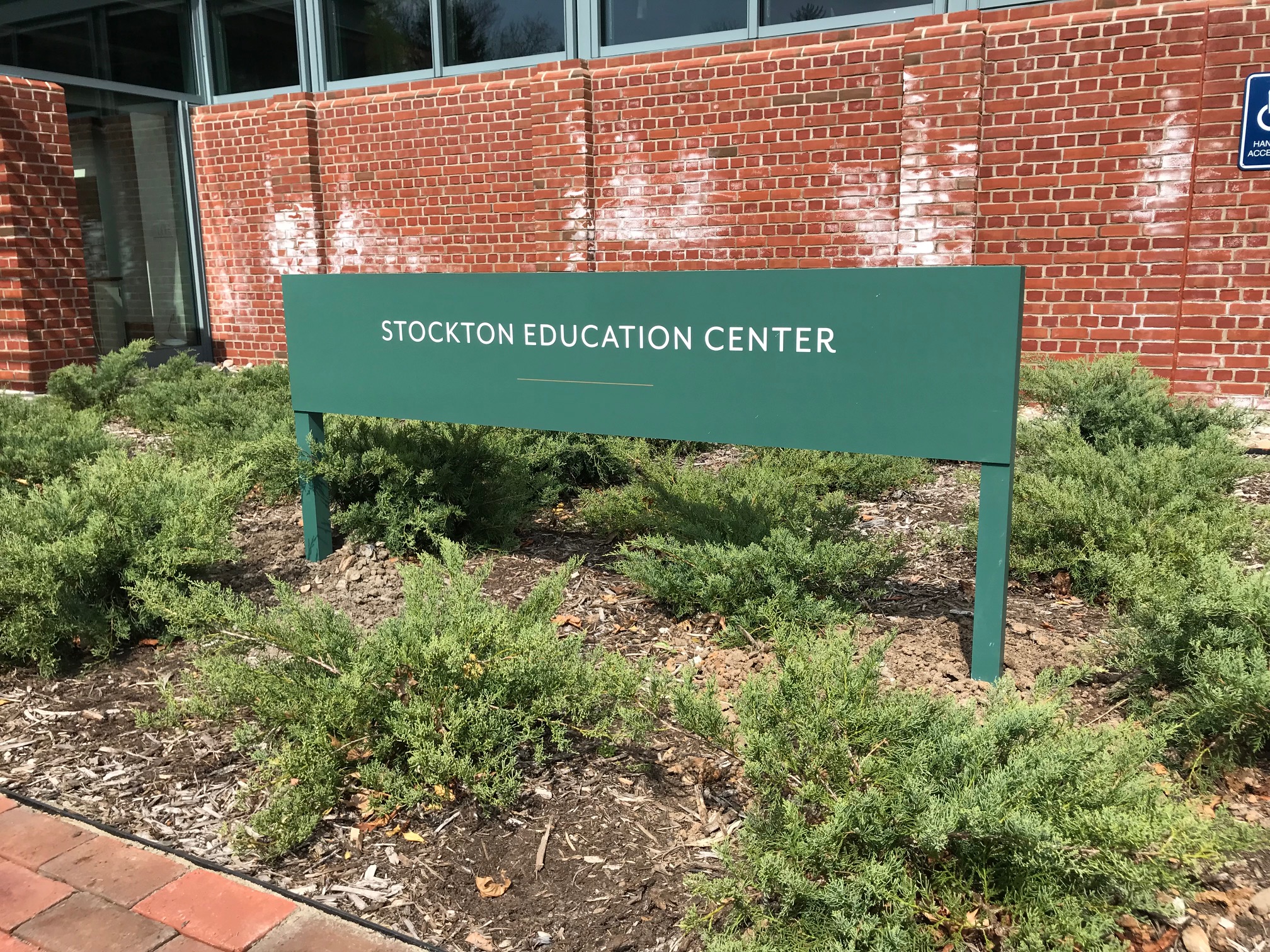 Commercial Signs | Storefront Signs | Business Signs